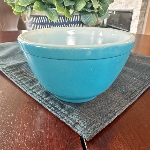 Pyrex | Kitchen | Vintage Pyrex 4 Primary Blue Glass Mixing Nesting ...